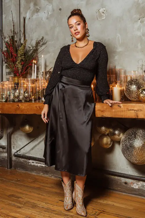 40+ Cowboy Boots Holiday Outfits That Spark Joy and Style - From The ...